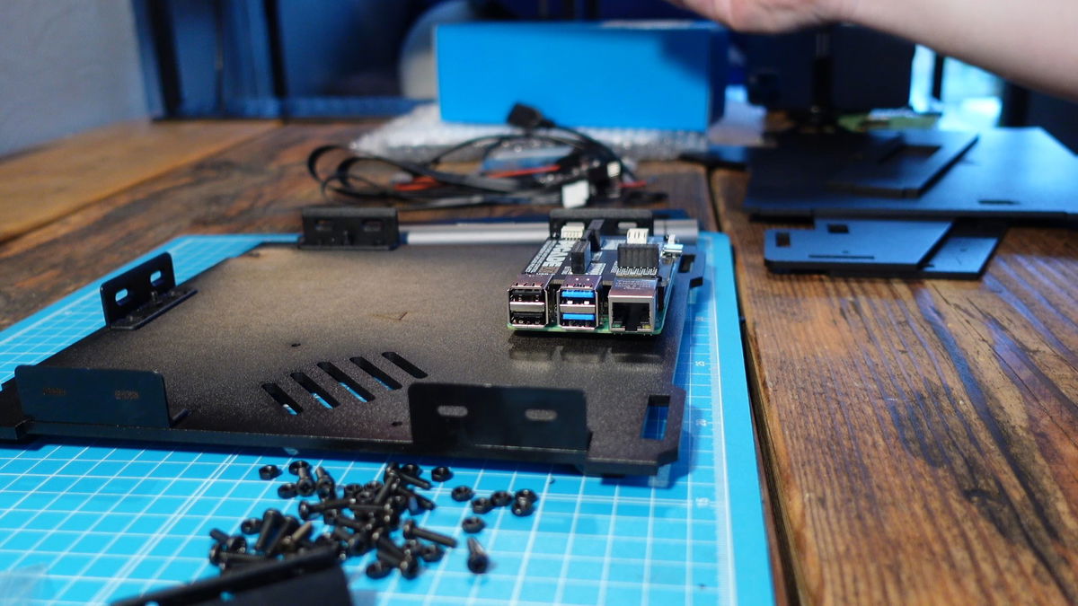 Assembling your 8" or 10" Picade with PICO-8 - 2020 Edition