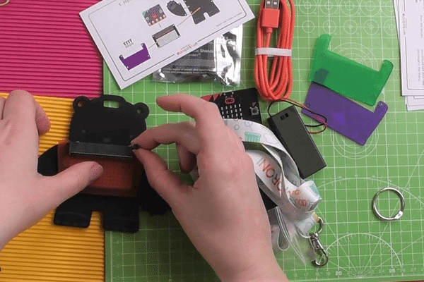 Building the scroll:bit Bear Badge Kit